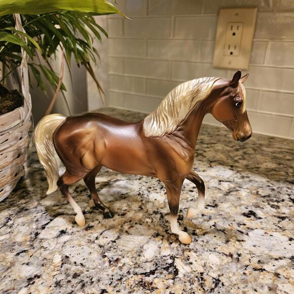 Breyer | Other | Breyer Horses Classic Size Freedom Series Silver Bay ...
